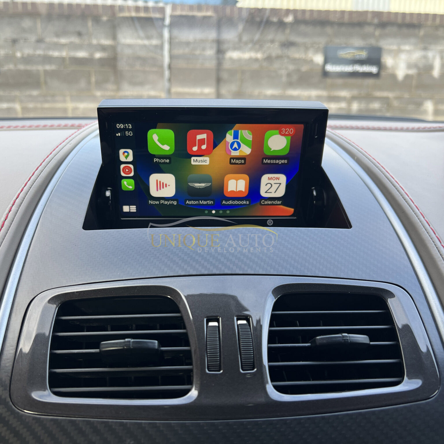 Wireless Apple CarPlay Android Auto Interface for Aston Martin Vantage ...